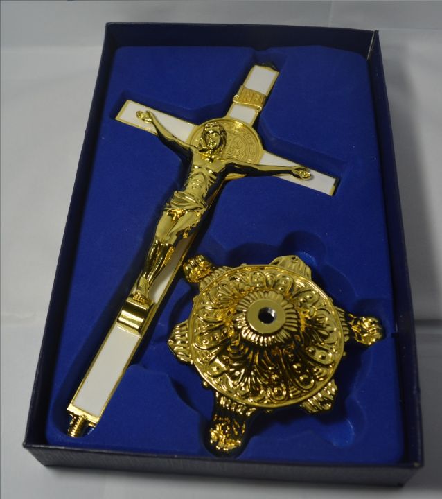 CRUCIFIX WITH ST. BENEDICT AT THE BACK AND W/STAND (MEDIUM) | Lazada PH