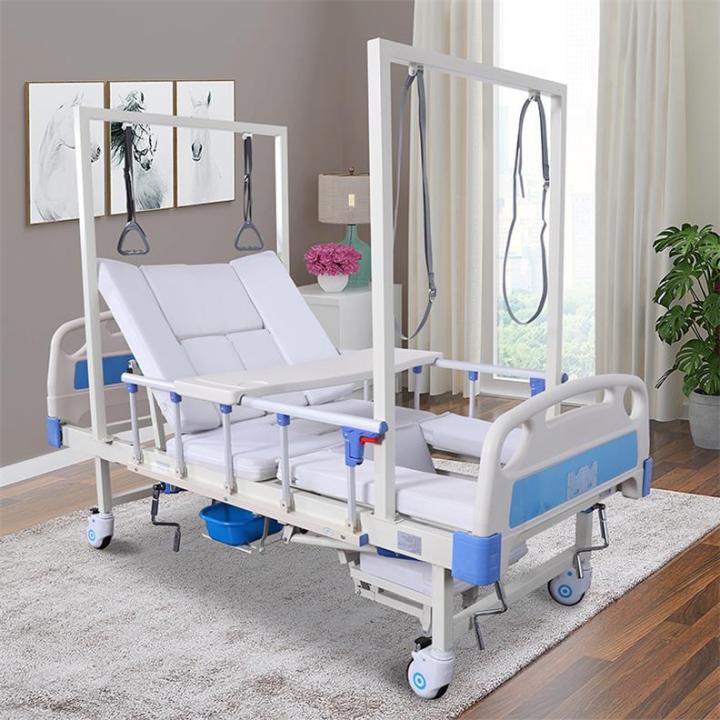 Traction bed, a medical orthopedic department, turned over the nursing ...