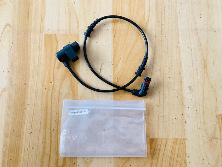 เซนเซอร์ ABS ล้อหน้าขวา (Front Right ABS Wheel Speed Sensor) Mercedes ...