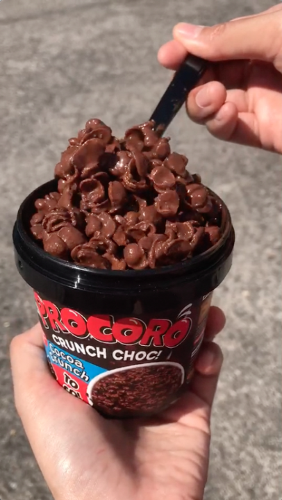 Procoro Crunch Choc Cocoa Crunch / โกโก้ครั้นช์ (ขนมอบกรอบช็อกโกแลตลาวา) 130 g. | Lazada.co.th