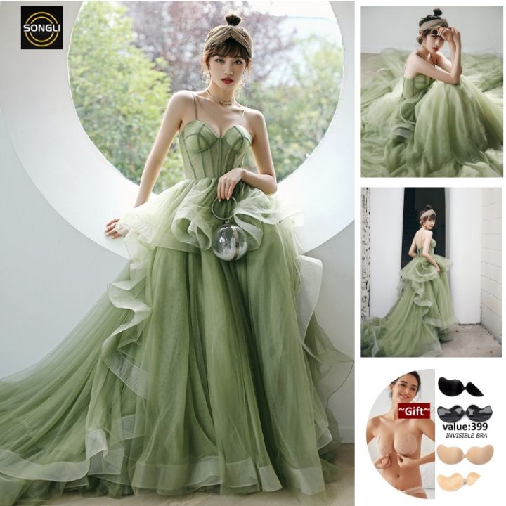 Green suspender evening dress banquet trailing gown High end fairy host ...