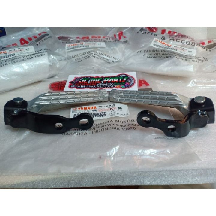 Yamaha Aerox V1 Footrest Assy or Footpeg | Lazada PH