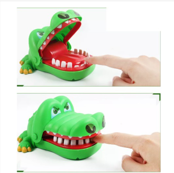 FAMILY Crocodile Game Toys Crocodile Teeth Game Toys Mainan Buaya Gigit ...