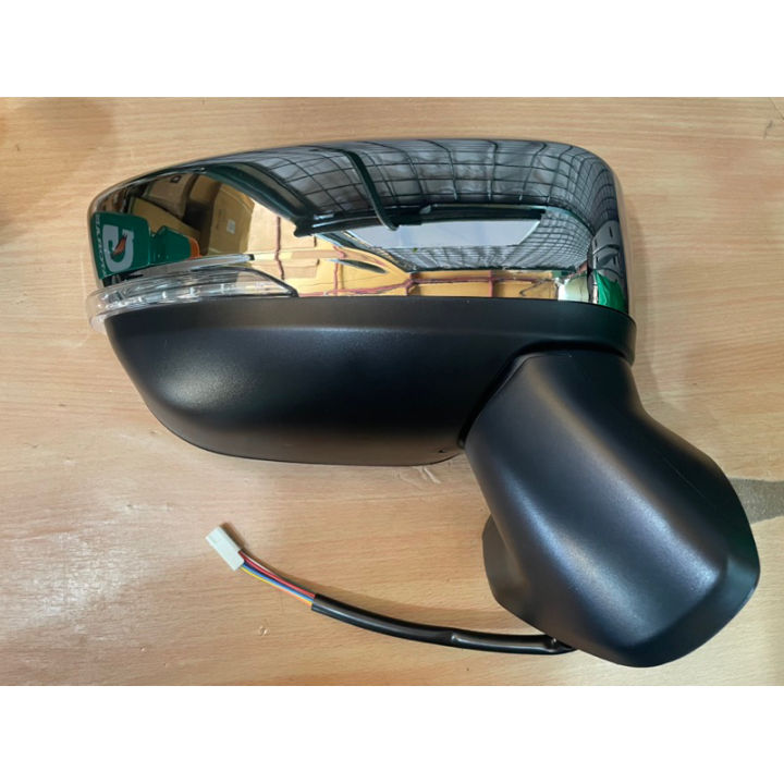 Mitsubishi Xpander 2018-2022 Chrome Side Mirror (with Auto Fold) and ...