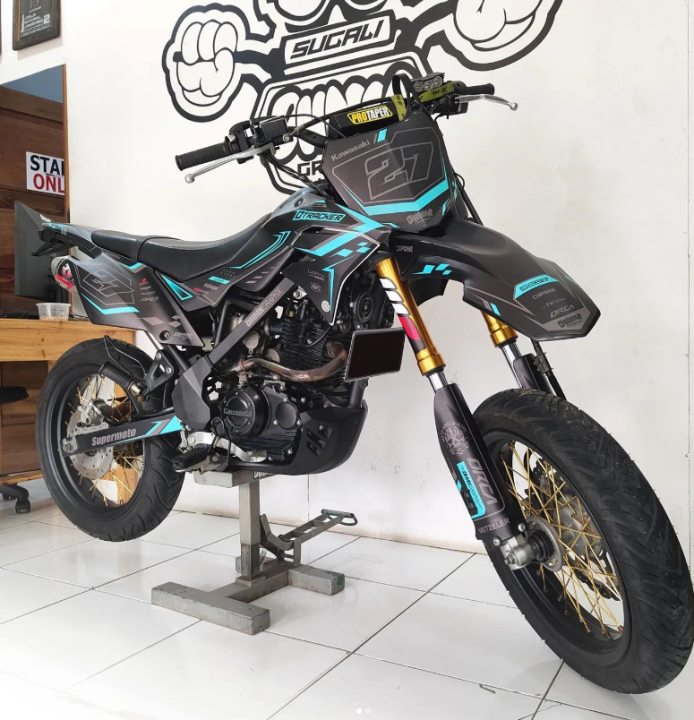DECAL DTRACKER HITAM BODY DTRACKER NEW | Lazada Indonesia