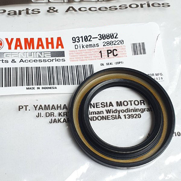 ORIGINAL YAMAHA PULLEY SIDE OIL SEAL FOR NMAX v1 (93102-30802-00 ...