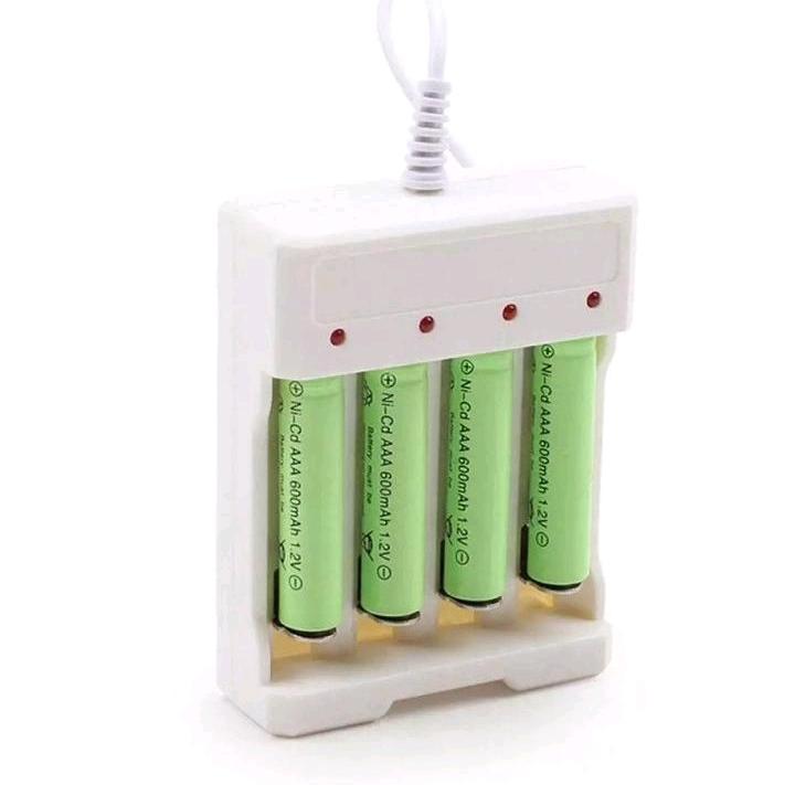 USB 4 Slots Fast Charging Battery Charger for Rechargeable AAA and AA ...