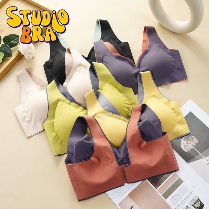 𝙎𝙩𝙪𝙙𝙞𝙤 𝘽𝙧𝙖 - สปอร์ตบราไร้ขอบ ผ้านิ่มใส่สบาย ฟองน้ำยางพารา (รหัส: 132 ...