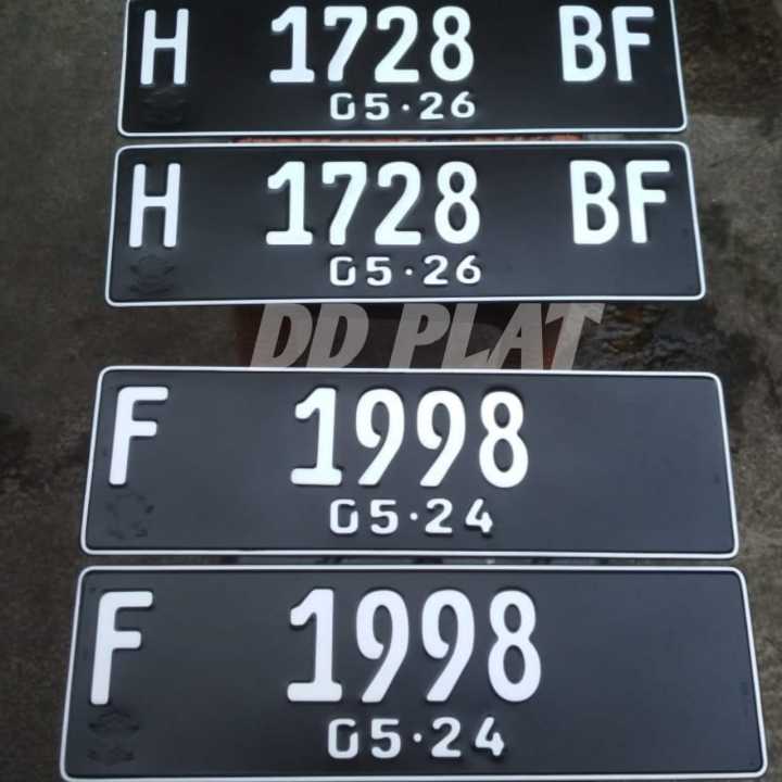 Plat Kendaraan Mobil Dan Motor Dengan Model Font Baru Sudah Di Lengkapi ...