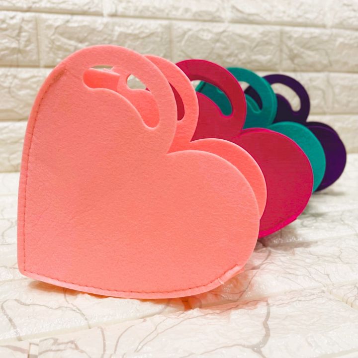 Heartshape Heart Doorgift Felt Bag Handles Gift Trendy Budgeted High ...
