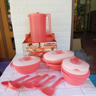 Tupperware blossom collection bloomia Set free pitcher 2 liter / Tempat ...