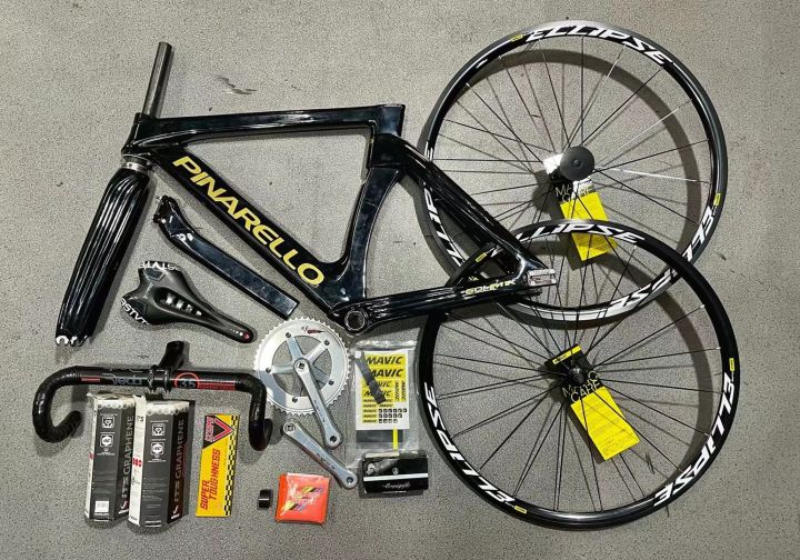 PINARELLO carbon fiber frame with Mavic Ellipse wheelset dead space ...