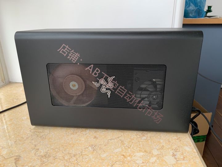 EGPU Razer Core X Chroma is equipped with AS US ROG-STRIX-RXVEGA64 and ...