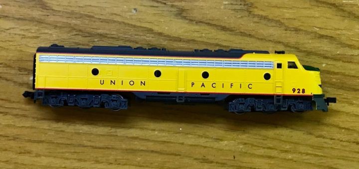 ACE E8/9 Union Pacific Locomotive Model A7883. Fully tested, original ...