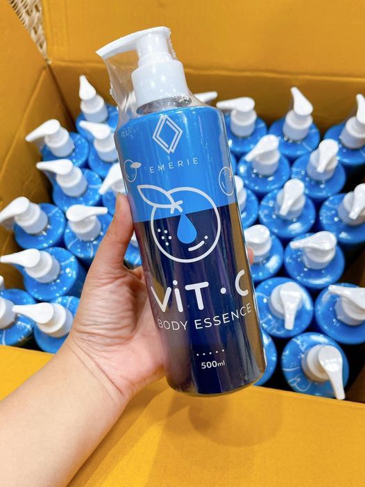 โลชั่นวิตซี พัชชา EMERIE Vit C Body Essence 500 ml | Lazada.co.th