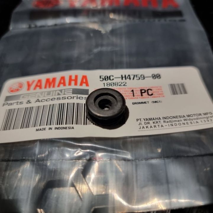 Yamaha Genuine Grommet Tail Light 50C-H4759-00 (Sniper 135/Nmax V1 ...