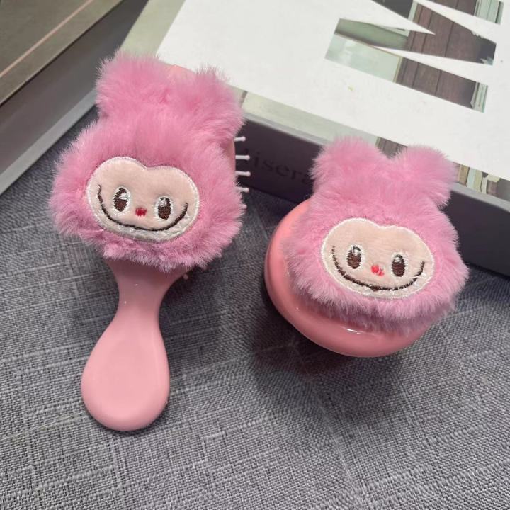 Bagong Labubu plush airbag comb cute cute tela na portable sa masage ...