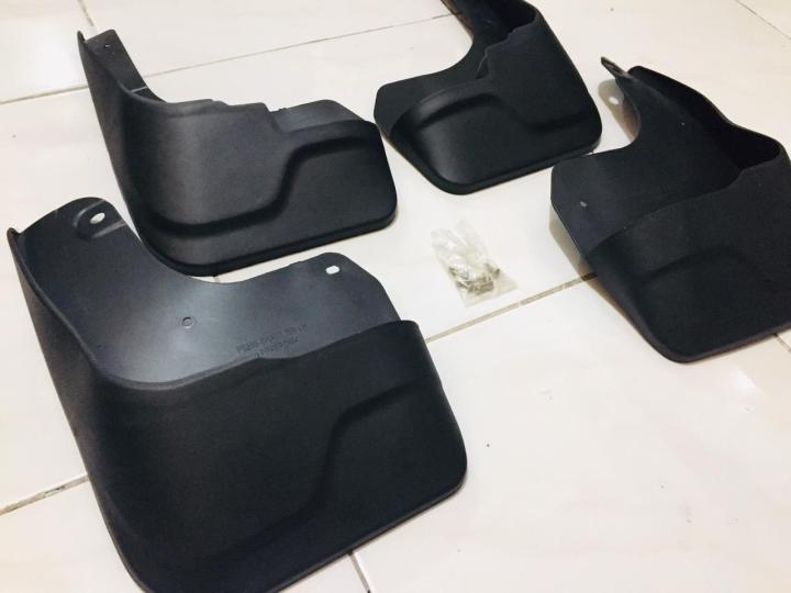 Toyota Innova 2005 2006 2007 2008 Mudguard / Mud Flaps / Splash Pads ...