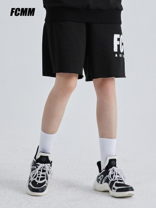 FCMM กางเกงขาสั้นพับขาแฟชั่นขอบฉีกแบบคู่คาปรีทรงหลวมบาสเก็ตบอลลำลองแบรนด์แฟชั่นฤดูใบไม้ร่วง/ฤดู ...