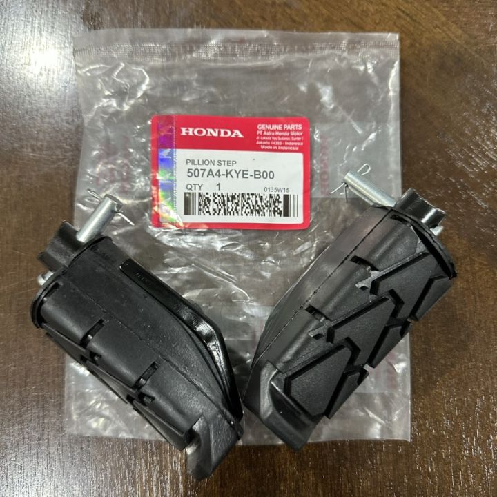 KYE FOOTSTEP BELAKANG KARET MEGAPRO NEW MONO CB150 VERZA PIJAKAN KAKI ...