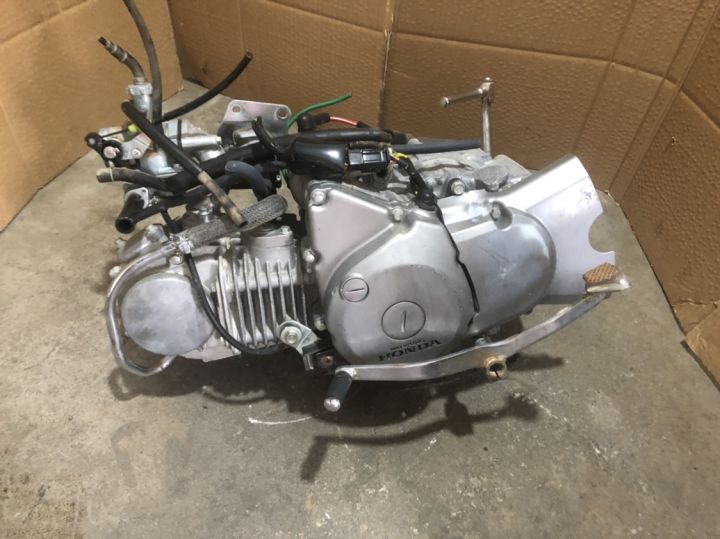 Second-hand Wuyang Honda bent beam motorcycle horizontal cylinder 125 ...