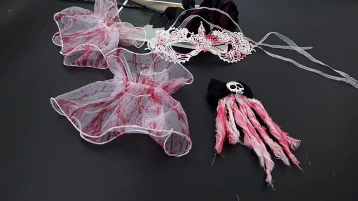 Realistic Bloody Terrifying Halloween Accessories Set For Horror ...