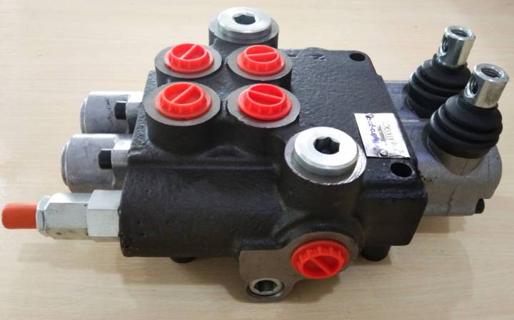 คอนโทรลวาล์ว 2 แกน 80ลิตร control valve 2P80 ,คอนโทรลรถไถ ,คอนโทรลรถ ...