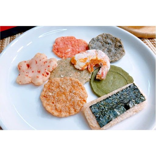[Yaraku] 八楽 8 types of rice crackers (shrimp, crab, match, sesame, sea ...