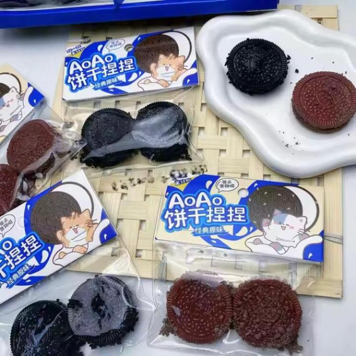 Taba Squishy Pinch Oreo Biscuit Biskuit Food Squeeze Pencet Soft Stress ...