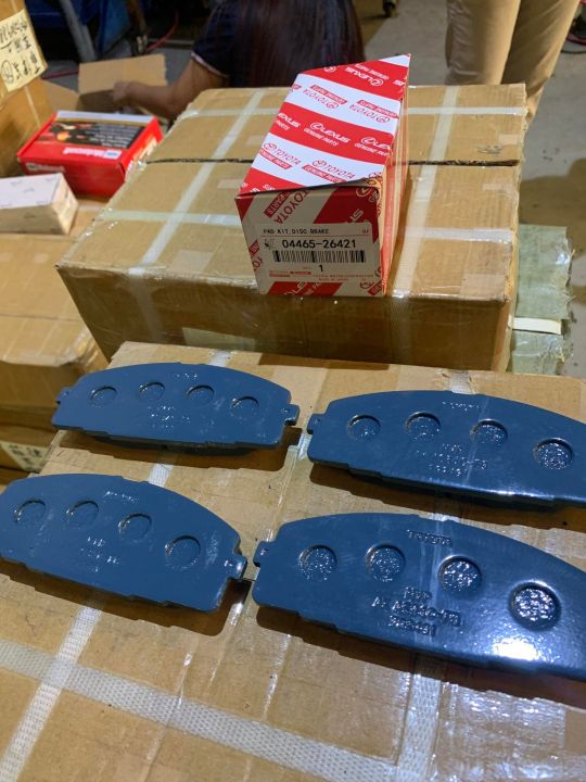 BRAKE PAD FRONT AXEL 04465-26421 GAVIA/GRAND HIACE 1996-1997 HIACE 2004 ...