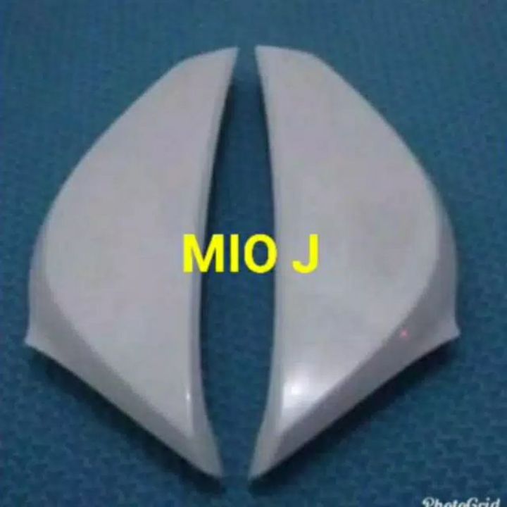 Sayap sambungan body depan set kanan kiri Yamaha Mio j putih | Lazada ...