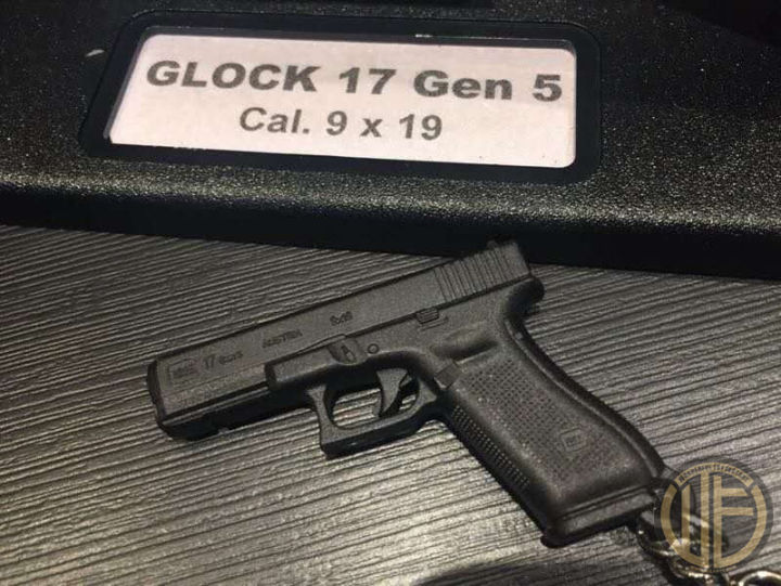 GLOCK Glock G17, American foreign firm, original GEN5 grip military ...