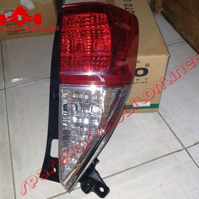 Stop Lamp Lampu Belakang Toyota Innova Reborn 2015 2016 2017 2018 DEPO ...