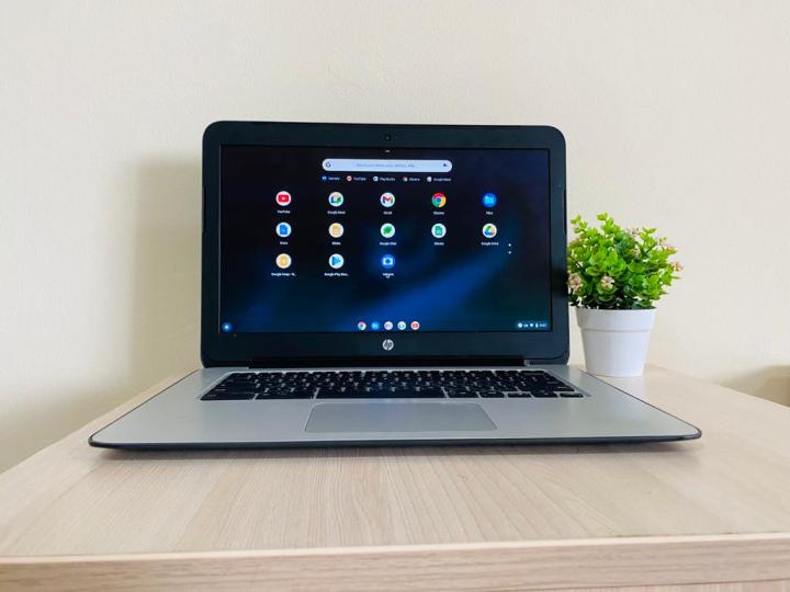 .15 inch laptop chrombook with play store Display- Intel Celeron N3550 ...