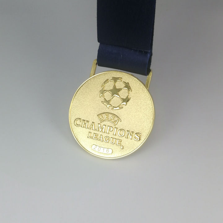 UEFA 2016 CHAMPIONS LEAGUE FINAL MILANO GOLD MEDAL | Lazada