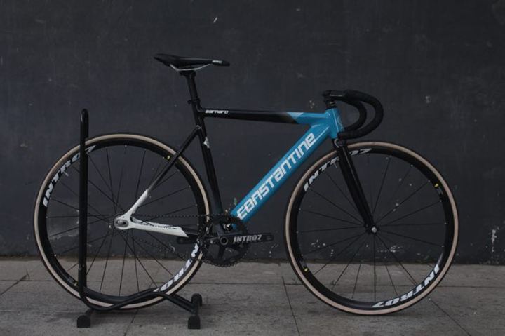 Korea Constantine Constantine barnard Dead Flying Tsunami Muscle AV ...