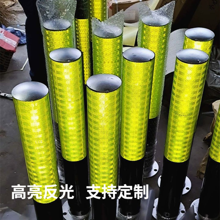 Steel tube warning column red and white road traffic anti-collision ...