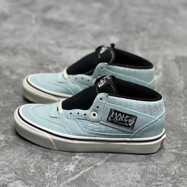 Vans blue half cab tide helps men and women to turn over their suede ...