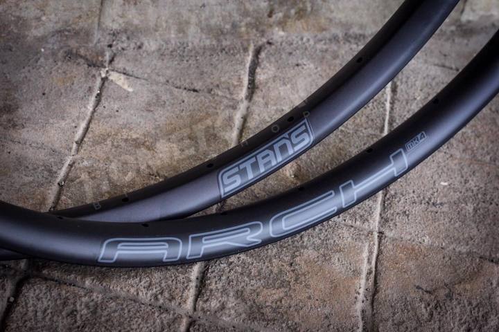 Stans Arch MK4 | Flow MK4 32H Tubeless Ready Rim | Lazada PH