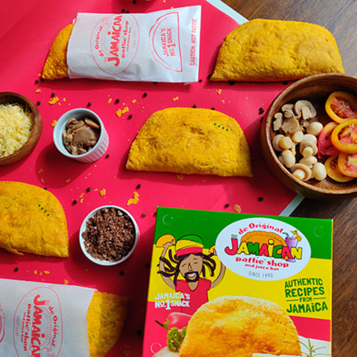 Jamaican Pattie Frozen Beefy Mushroom Box of 5 [Frozen, Pattie, Meat ...