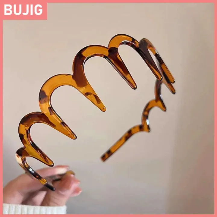 BUJIG แถบคาดศีรษะลายคลื่นเรซินสีน้ำตาลที่คาดผมมีฟันแบบซี่บางไม่ลื่นหวี ...