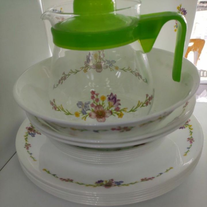 Corelle Classic 16pcs Dinner Set Livingware Dinner Serve Set Romantic ...