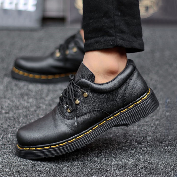 Sepatu Boots Pria Docmart Series Pantofel Formal Leather Black Sepatu ...
