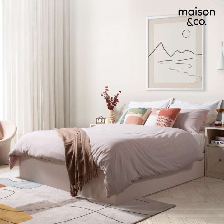 SB Design Square MAISON CO. เตียง 6 ฟุต รุ่น Le Sourire สีครีม ...