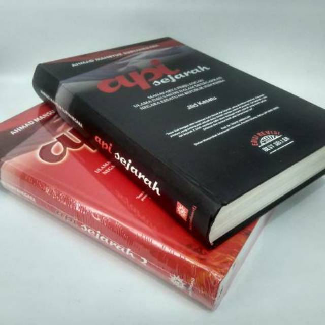 Buku Api Sejarah Mahakarya Perjuangan Ulama Dan Santri 1 Set 2 Jilid ...