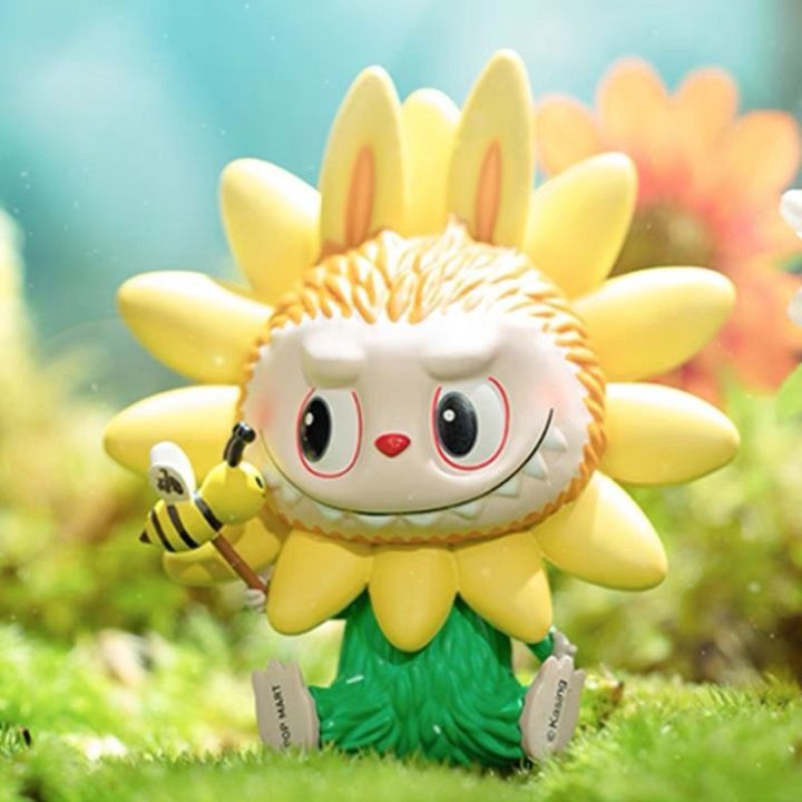 ป๊อปมาร์ท Labubu ชุดมอนสเตอร์ดอกไม้เอลฟ์ตุ๊กตาขยับแขนขาได้เดสก์ท็อปของ ...