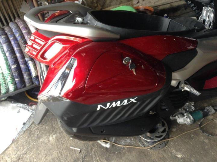 side box nmax dan tutup stoplamp nmax paling keren dengan sen nyatu ...