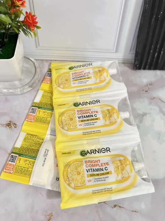 Garnier Bright Complete Vitamin C Serum Cream Sachet 6x 7ml (6 Sachet) | Lazada Indonesia