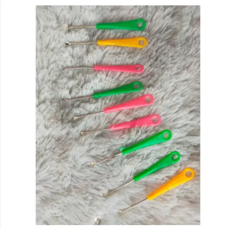 Korek Kuping Gagang Plastik Pengorek Telinga Pengorek Upil Harga Satuan ...