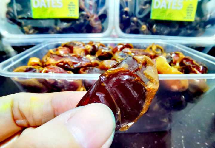 250 grams DATES FRUIT UAE PRODUCT (UNPITTED DATES) ORGANIC NATURALLY ...
